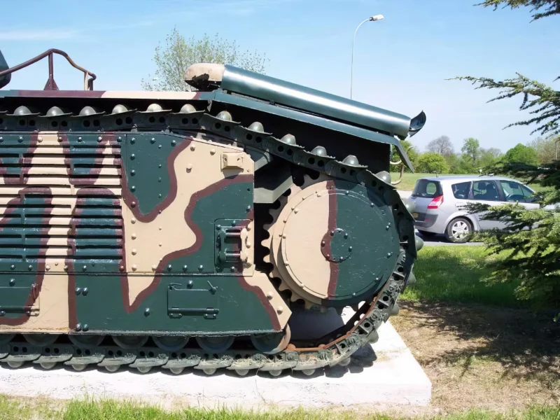 Char B1 bis - WalkAround - NET-MAQUETTES