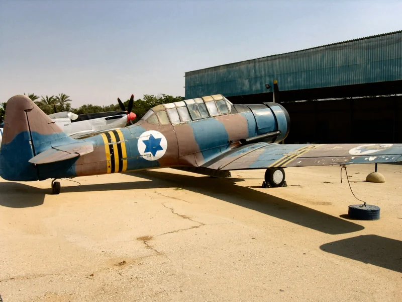 North American T-6 Texan - Photos & Video - NET-MAQUETTES